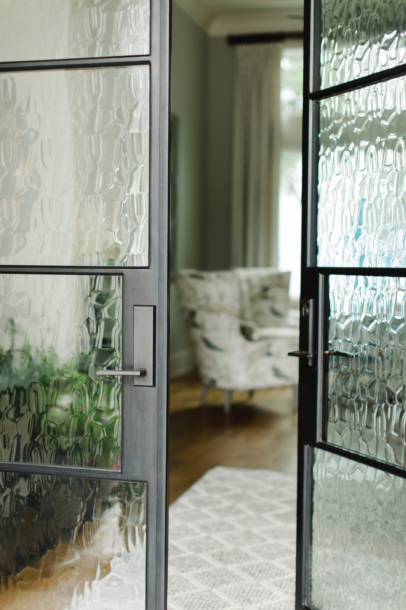 9 Types of Glass for Front Doors That Boost Style & Privacy